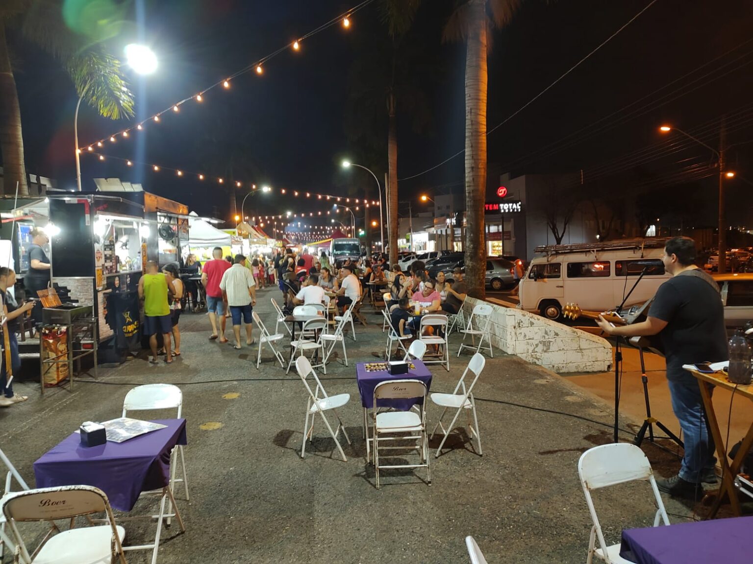 Feira gastronômica Rota do Sabor terá shows de Nando Ferrari e Vilc