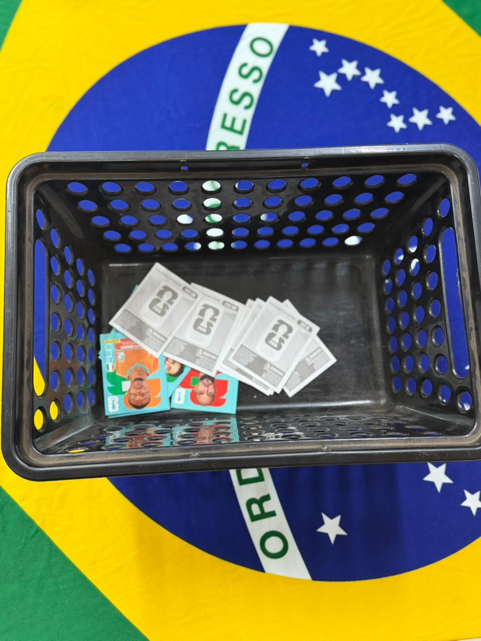 Febre da Copa toma conta da Bike Mania com álbuns, figurinhas ...